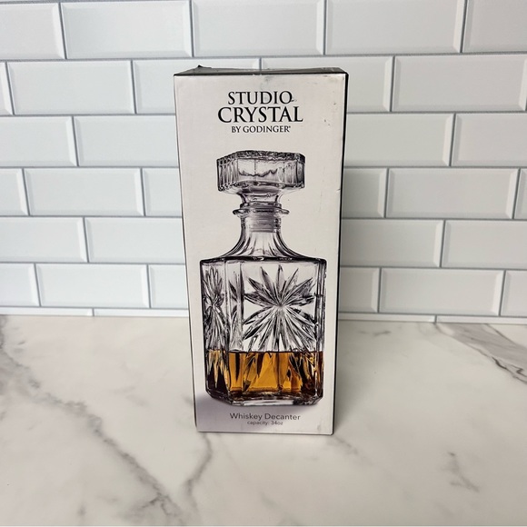 Godinger | Dining | Godinger Studio Crystal Whiskey Decanter 34 Oz ...